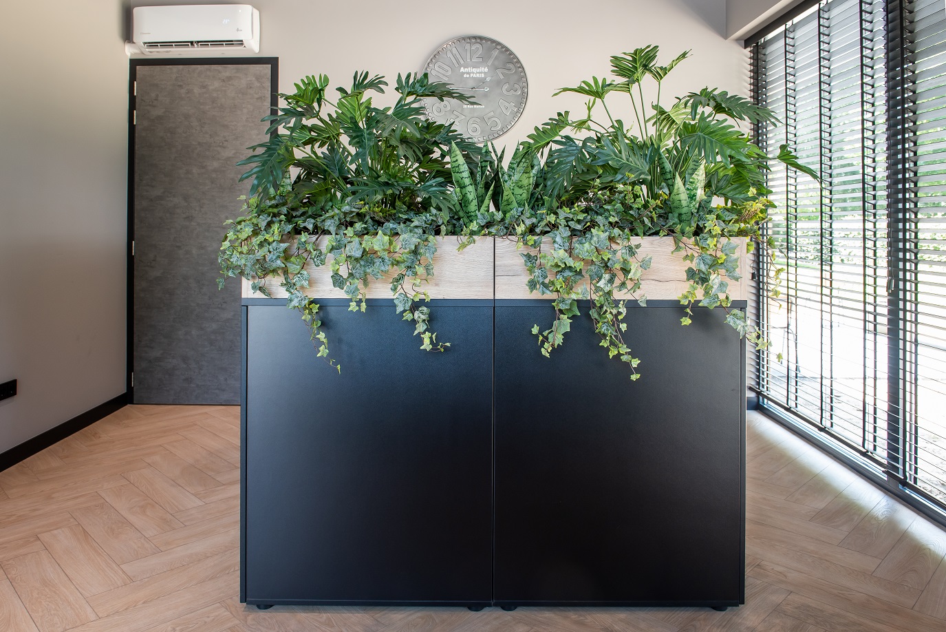 Op zoek naar een plantenbak voor kantoor? Wij weten wel van planten ...